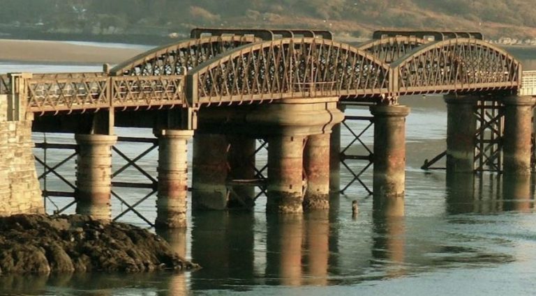 Barmouth viaduct to receive biggest restoration of Barmouth Viaduct in ...