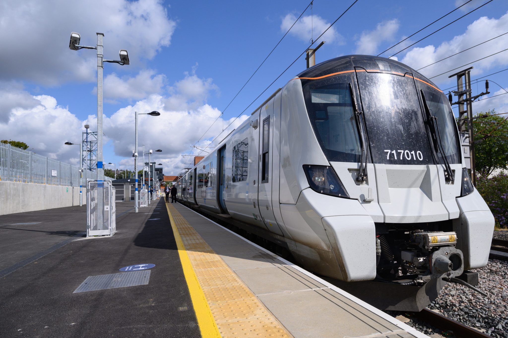 Stevenage station’s new fifth platform opened a year early - Rail UK