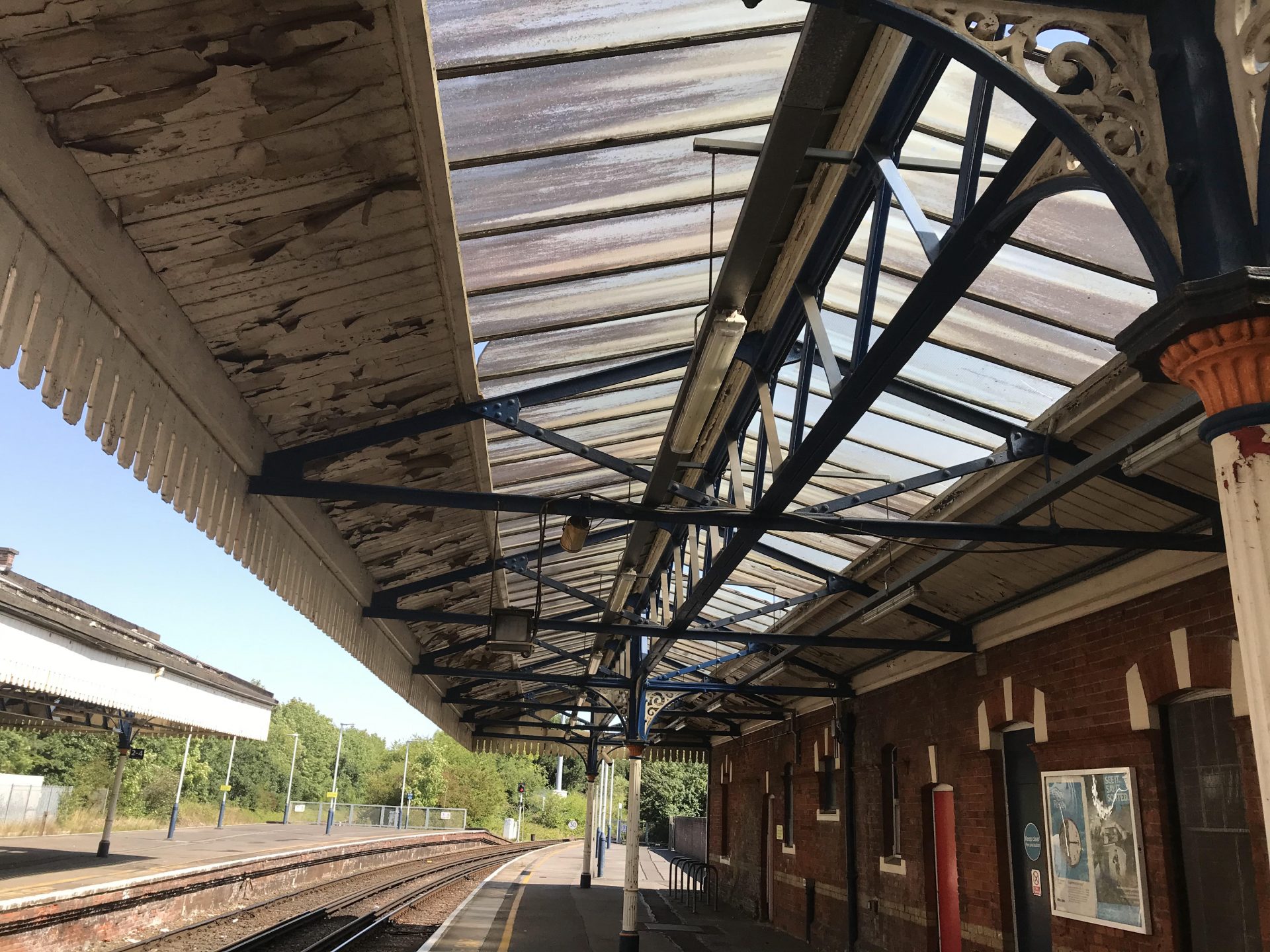 New platform roofs for St Denys - Rail UK