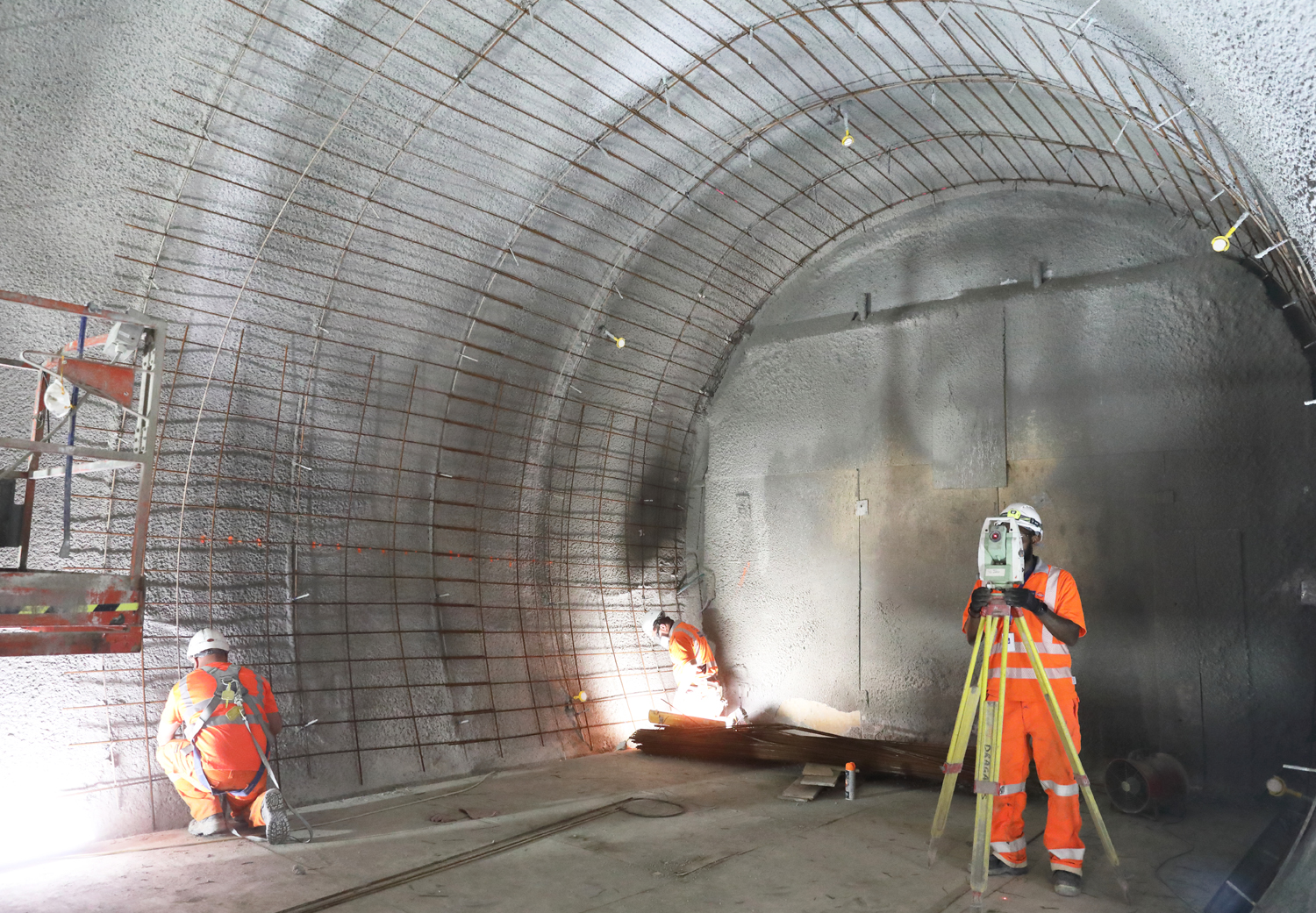 Work to resume on TfL construction sites - Rail UK