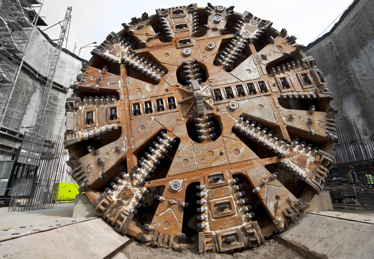 Contract signed for first two HS2 tunnelling machines - Rail UK