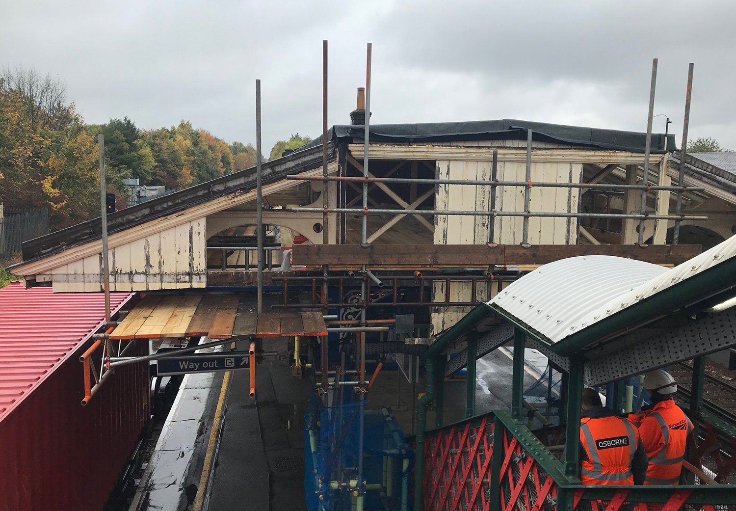 New platform roofs for St Denys - Rail UK